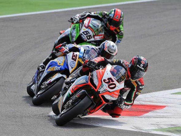 WSBK Riders Set for another Epic Battle at Donington Park | Cycle World