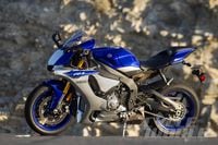 2015 Yamaha YZF-R1 Sportbike Motorcycle Review | Cycle World