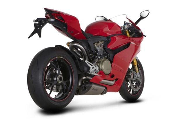 Akrapovic Introduces Evolution Line Exhaust System For Ducati Panigale ...