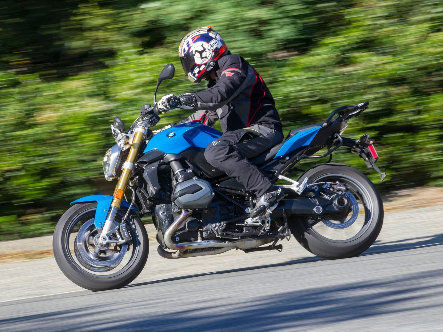 BMW R 1200 R Road Test | Cycle World