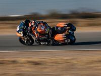 2024 Husqvarna Norden 901 Buyer's Guide: Specs, Photos, Price | Cycle World