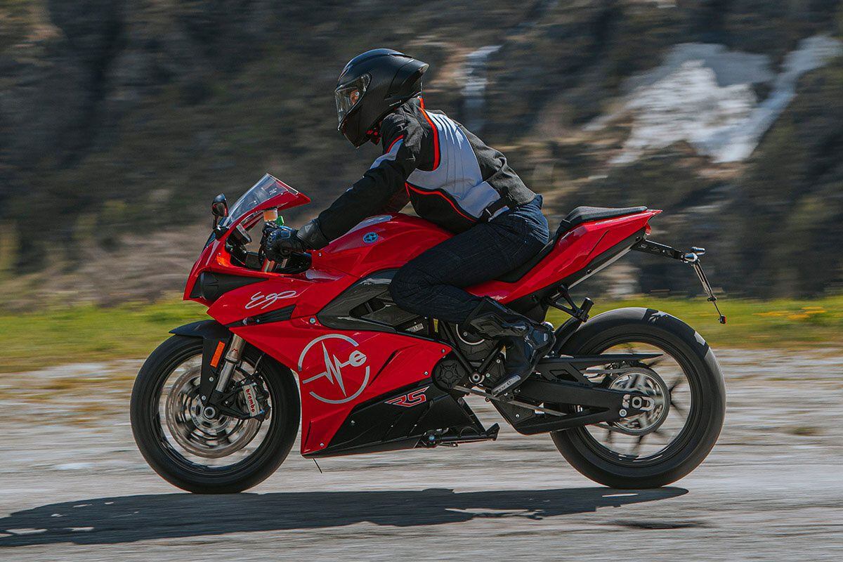 What Is The Fastest Automatic Motorcycle | Reviewmotors.co