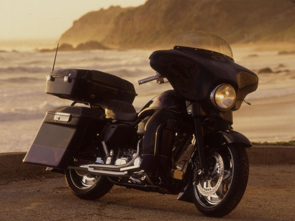 Bay Area Customs Cranks Out Two Beautiful Custom Motorcycles | Cycle World