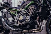 2017 Kawasaki Z900 First Ride Motorcycle Review | Cycle World
