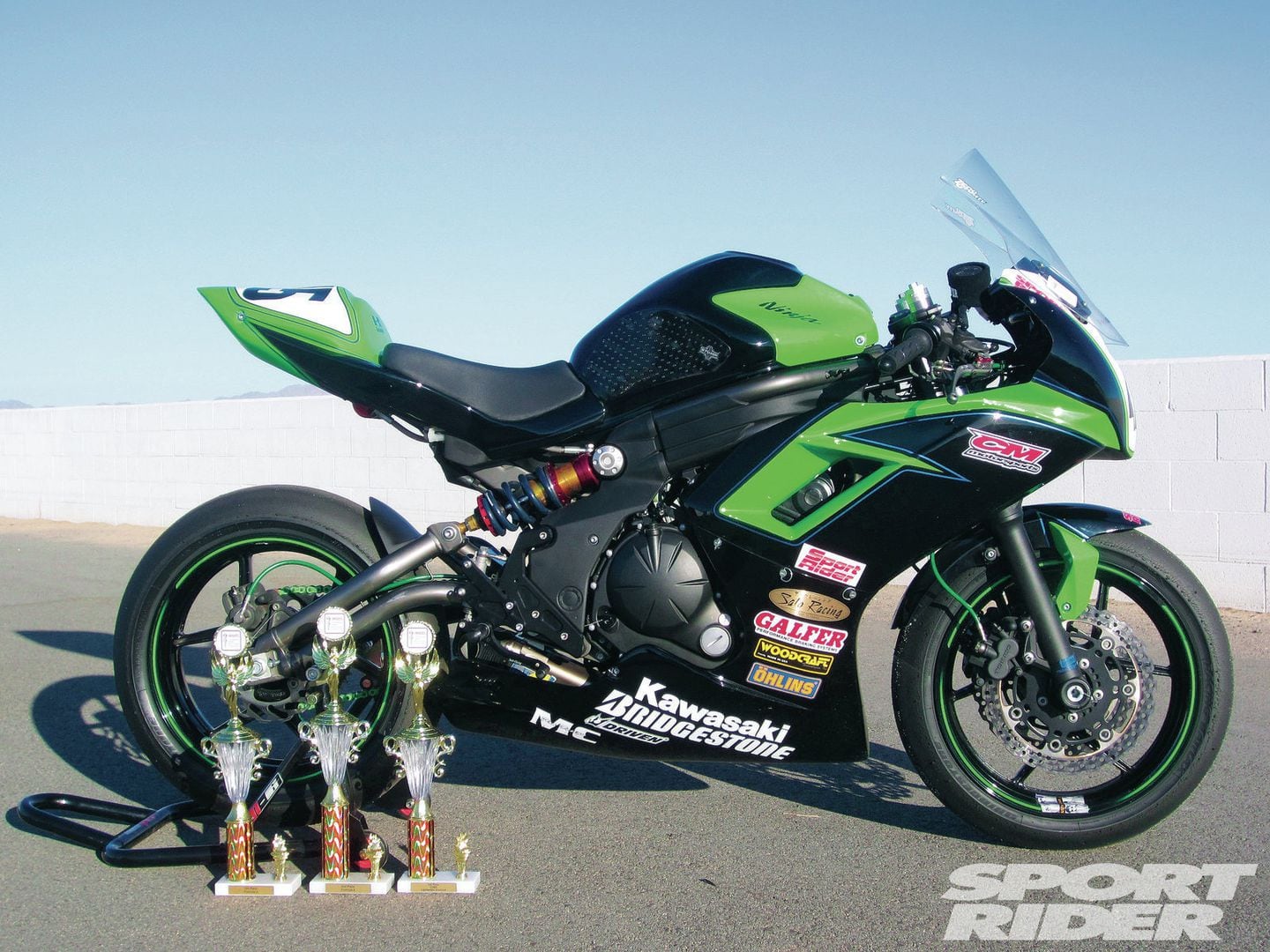SR's Ninja 650 Heads to Chuckwalla Valley Raceway | Cycle World
