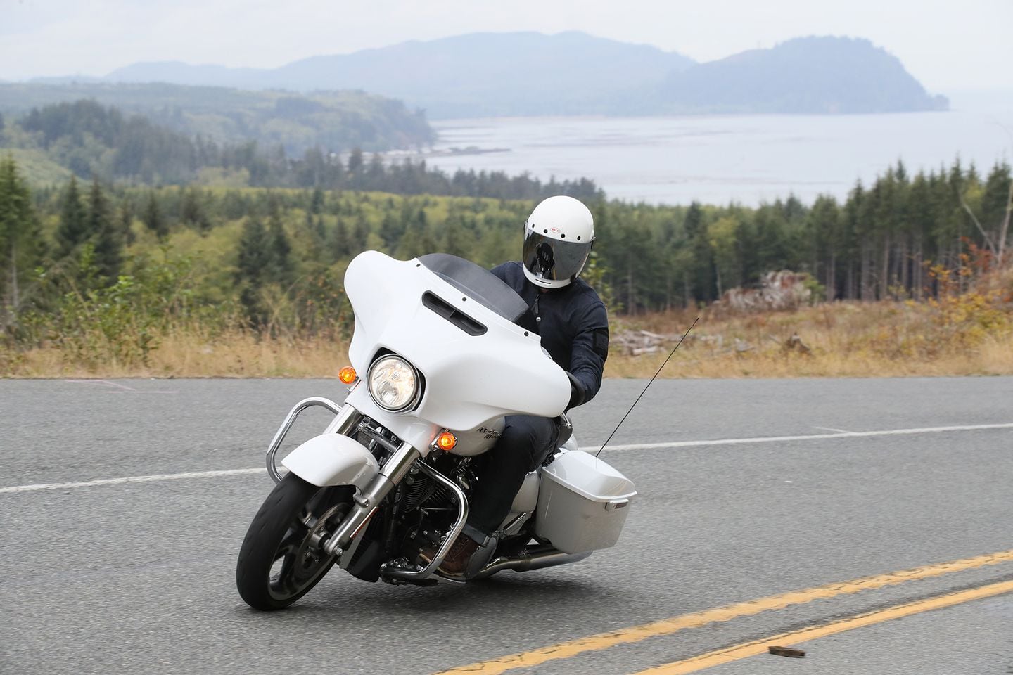 Harley-Davidson Milwaukee-Eight Equipped Touring Models - FIRST RIDE ...