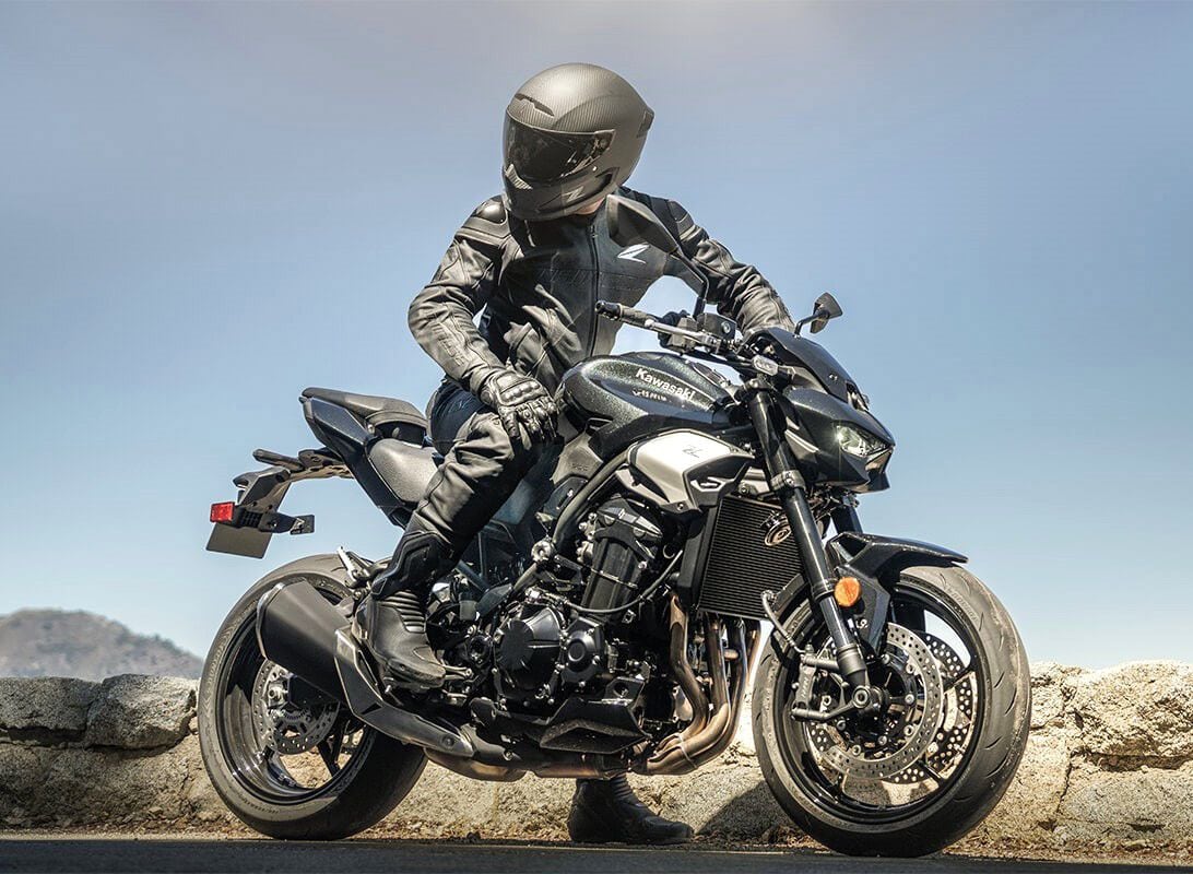 2025 Kawasaki Z900 ABS and Z900 SE ABS First Look Gallery | Cycle World