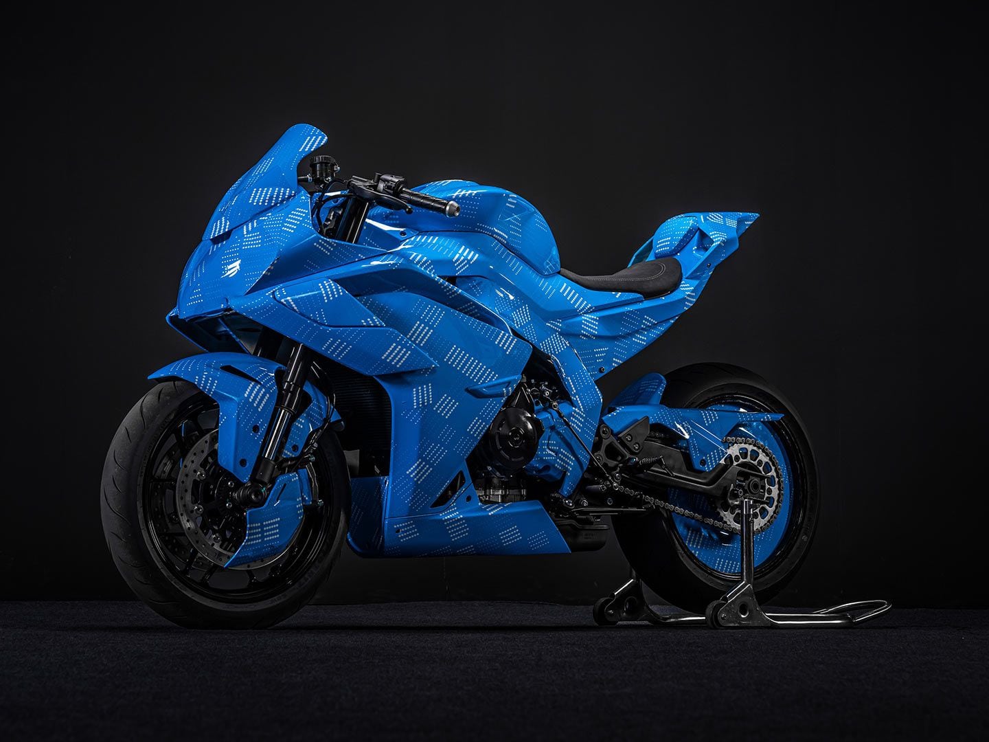 CFMoto Folding Sportbike Winglets | Cycle World