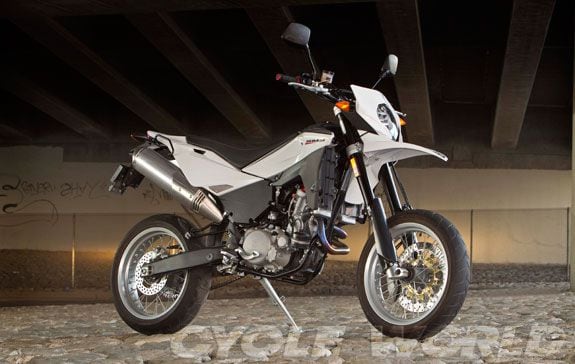 Husqvarna SMS630 Riding Impression- SMS 630 Supermoto Review | Cycle World