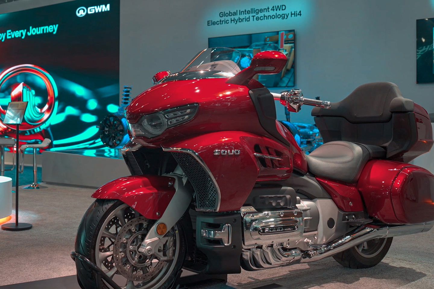 Souo S2000 Shown at CES Gallery | Cycle World