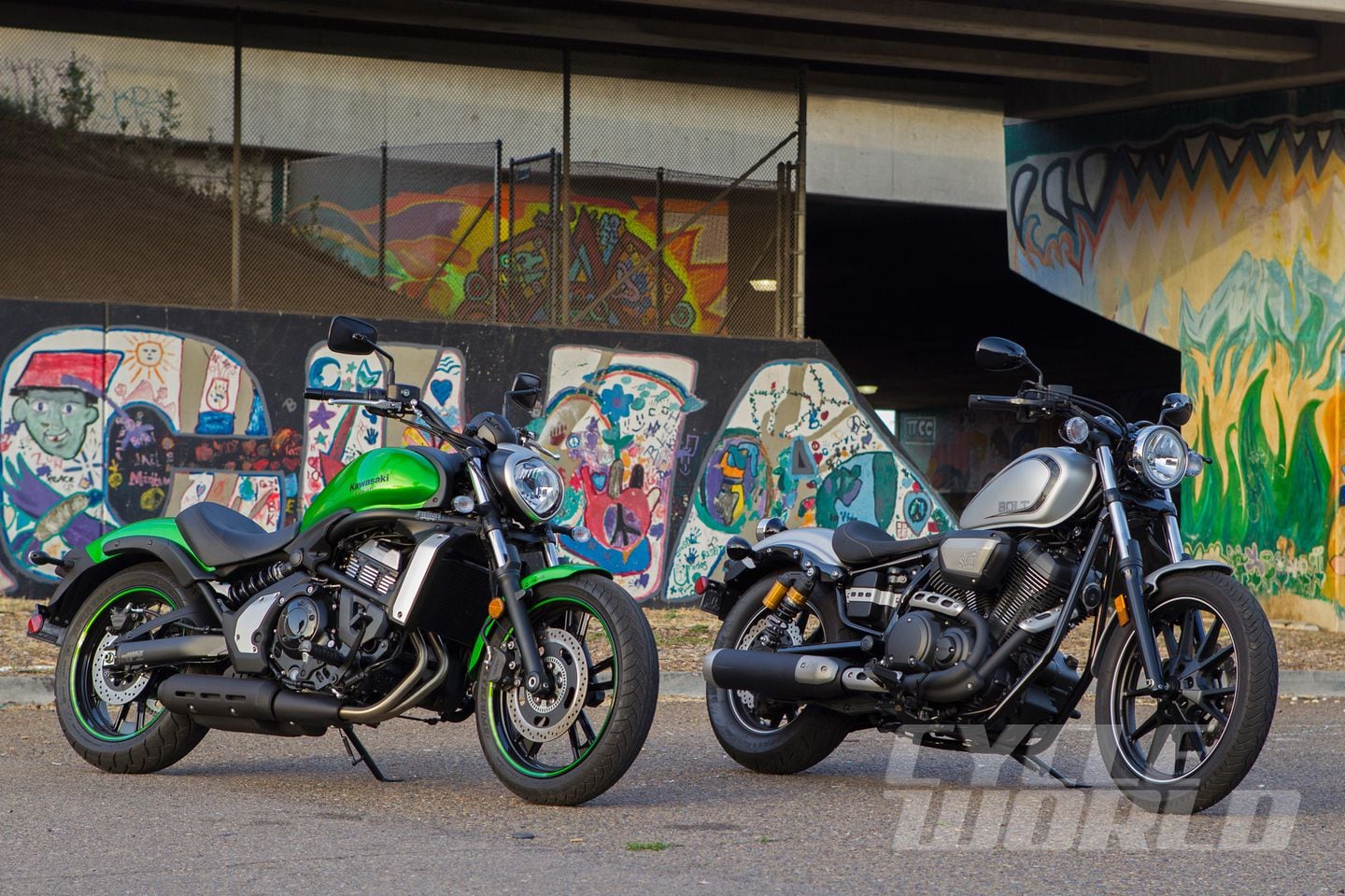 Kawasaki Vulcan S vs. Star Bolt R-Spec COMPARISON TEST Review & Specs ...