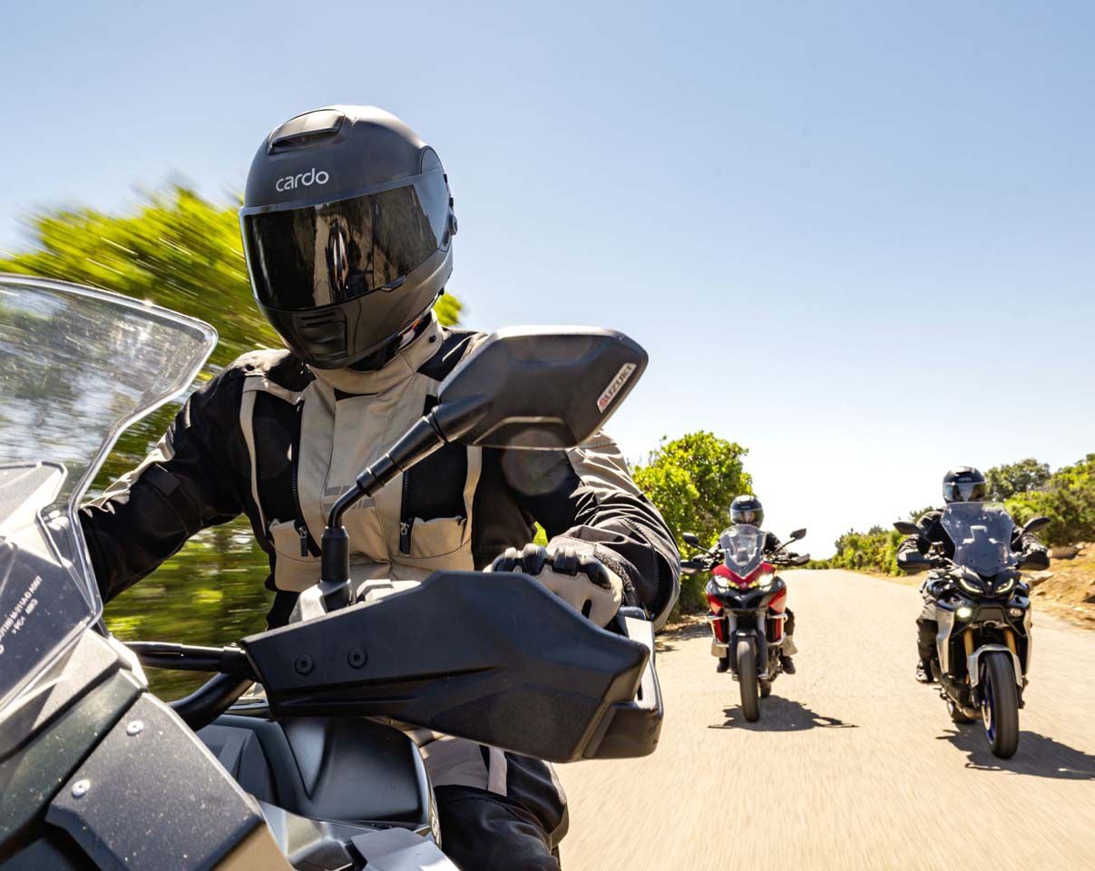 Cardo Enters Helmet Market With New Beyond GT and GTS | Cycle World