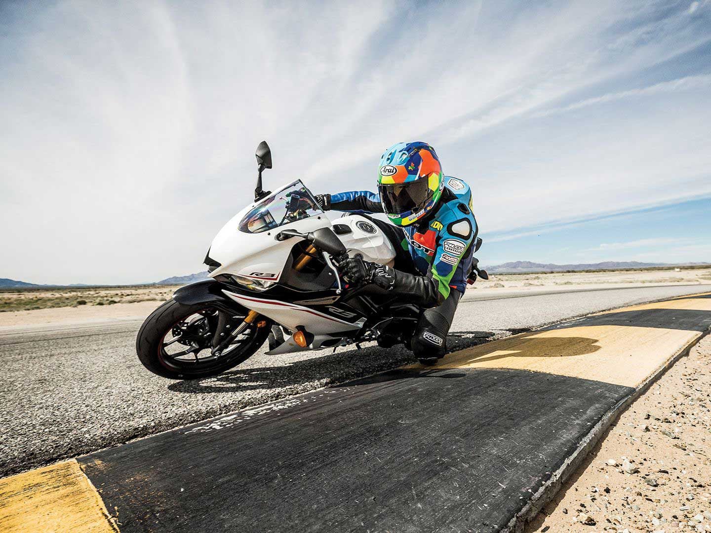 Ten Great Small-Displacement Motorcycles for 2022 | Cycle World