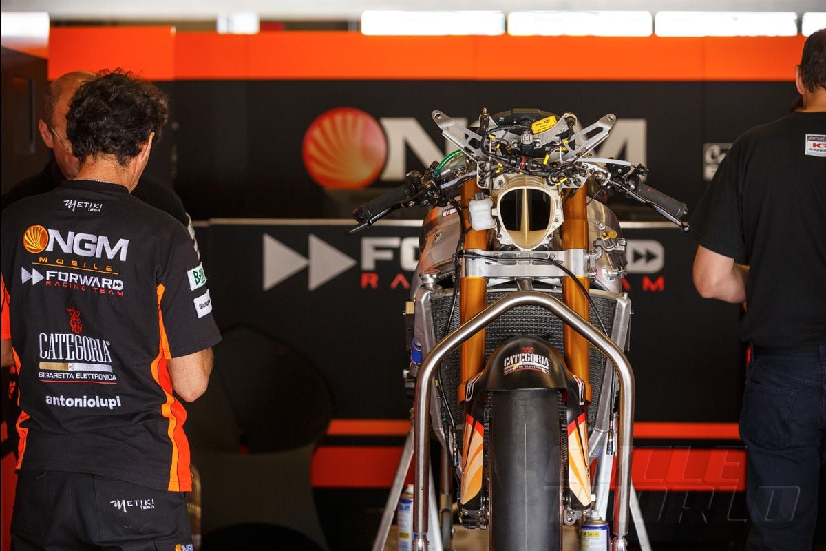 MotoGP Tech: Kevin Cameron Analyzes 10 Photos of Modern MotoGP Bikes ...