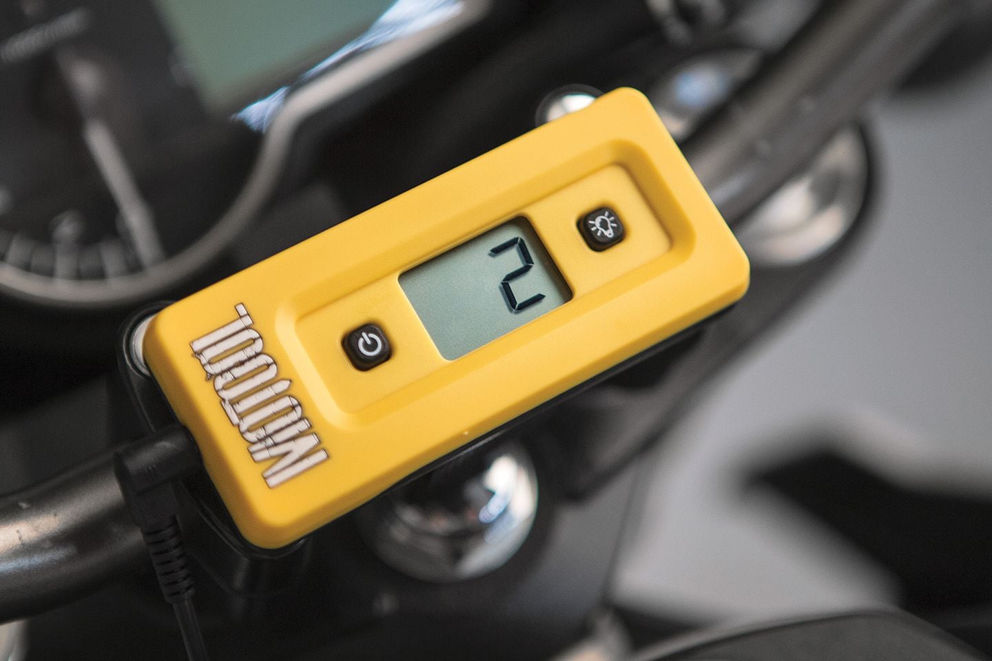 Motool Slacker Digital Sag Scale - PRODUCT EVALUATION | Cycle World