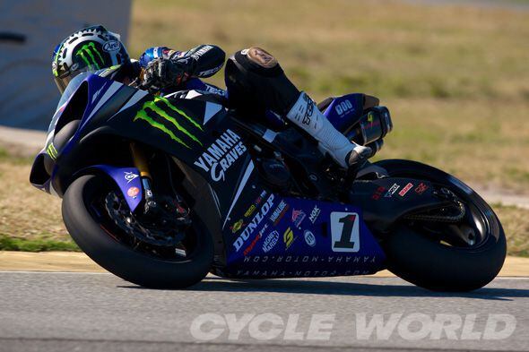 Josh Hayes Dominates AMA Pro SuperBike Practice at Daytona | Cycle World