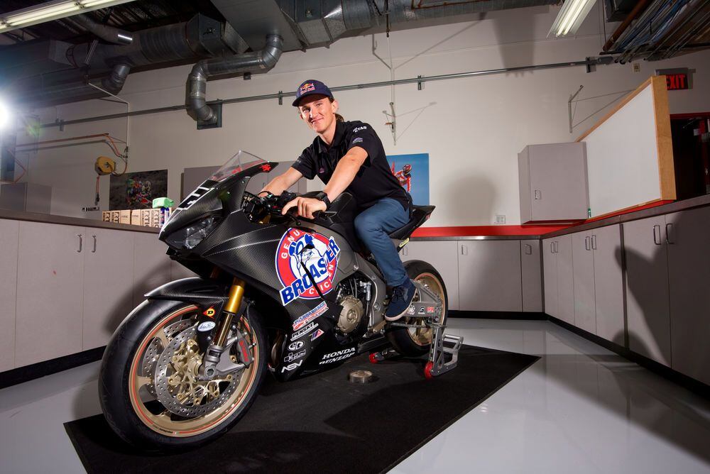 Genuine Broaster Chicken Honda Superbike Photo Gallery | Cycle World