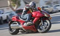 2009 Honda DN-01 Motorcycle- Honda Motorcycle Reviews | Cycle World