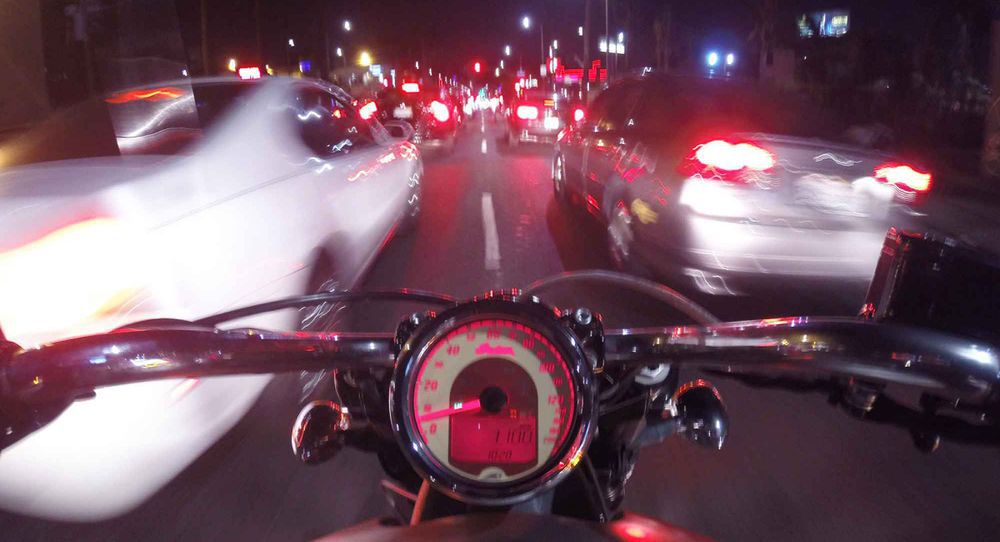 New Arizona Bill Would Make Lane-Splitting Legal In The Grand Canyon ...