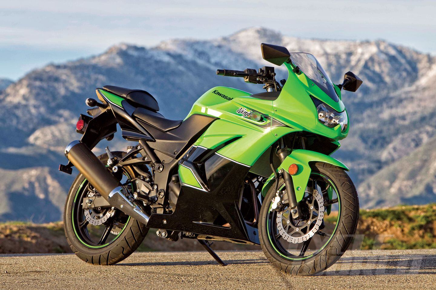 Kawasaki Ninja 250R- BEST USED Entry-Level Sportbike Motorcycle Review ...