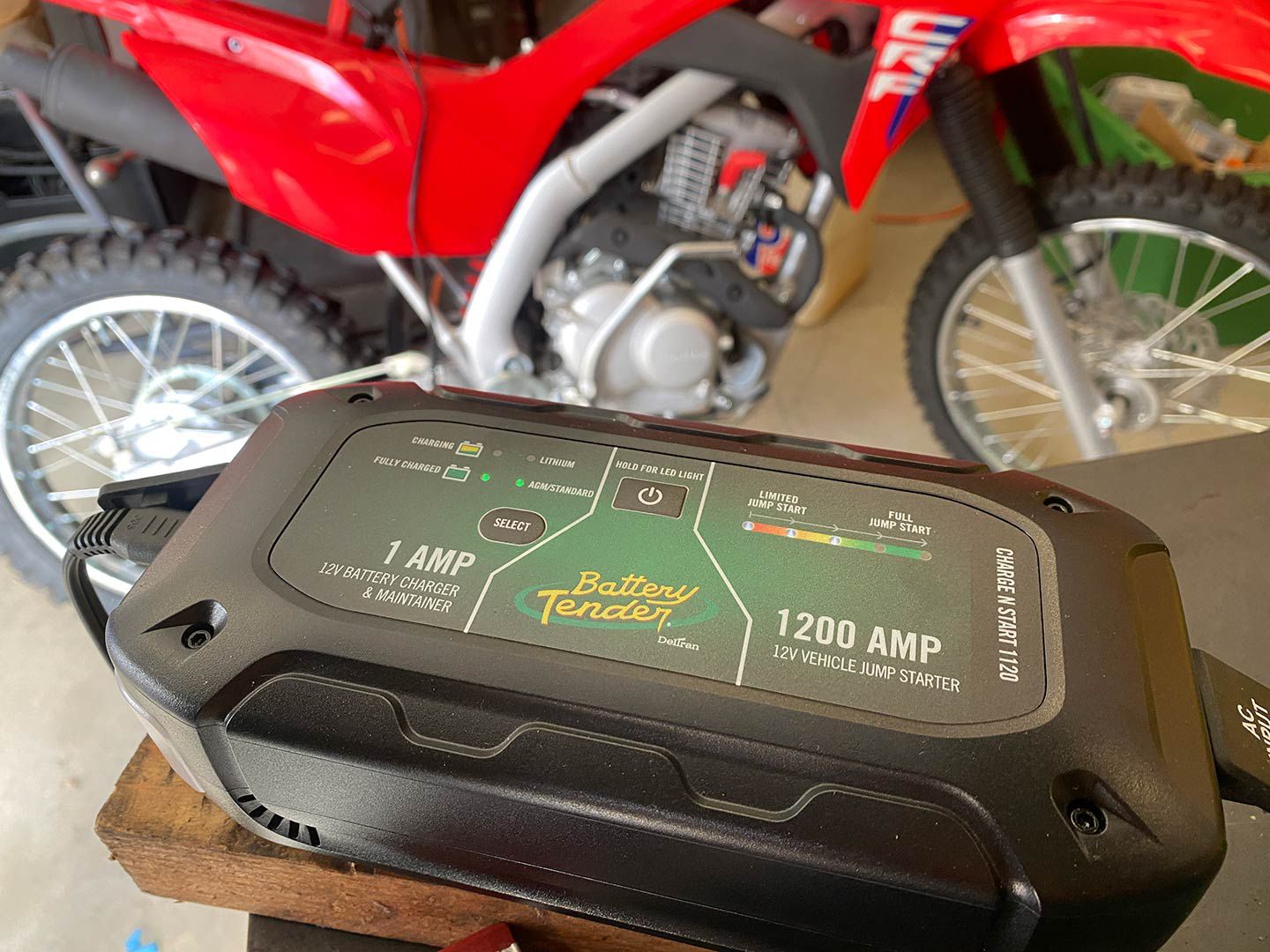 Battery Tender Charge N Start Review | Cycle World