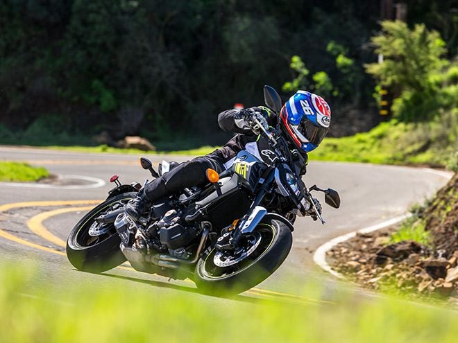 First Ride Of The 2017 Yamaha FZ-09 | Cycle World