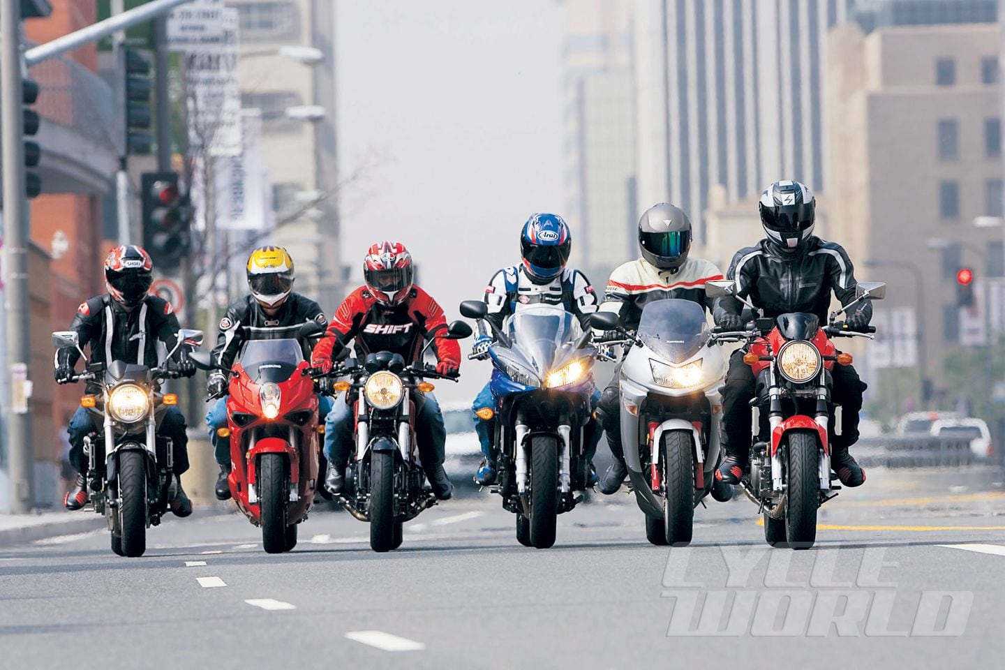 Affordable Light Middleweight Motorcycles COMPARISON TEST Review, Specs ...