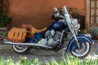 2014 Indian Chief Vintage and Chieftain Bagger- First Ride Review ...