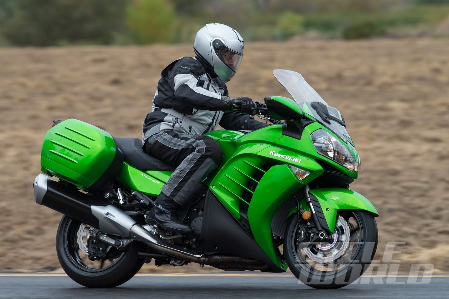 2015 Kawasaki Concours 14 First Ride Sport-Touring Motorcycle Review ...