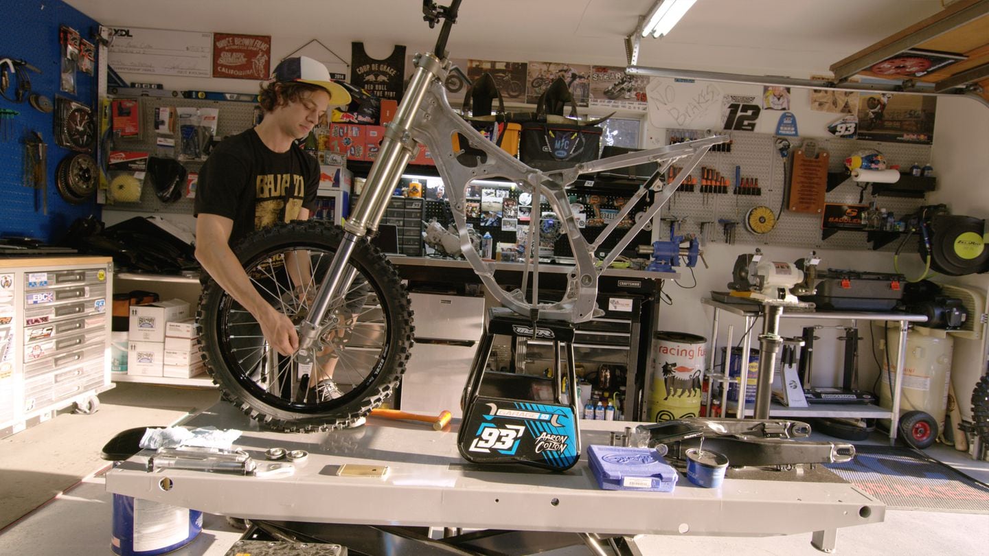 Watch Aaron Colton Buy, Build, And Race A Two Stroke At Red Bull's Day ...