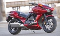 2009 Honda DN-01 Motorcycle- Honda Motorcycle Reviews | Cycle World