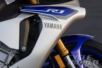 2015 Yamaha YZF-R1 Sportbike Motorcycle Review | Cycle World