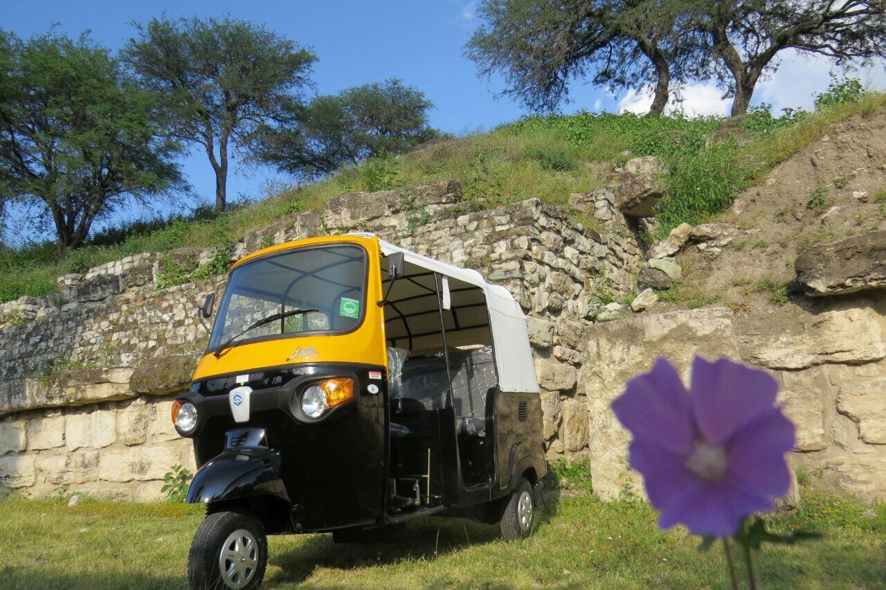 Piaggio Group Launches Three-Wheeled Vehicle, the Ape, in Mexico ...