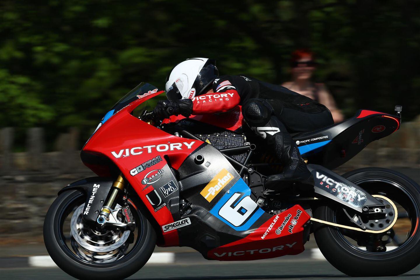 IOMTT: Victory Racing SES TT Zero Race Report | Cycle World