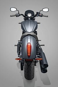 Victory Octane EXCLUSIVE FIRST RIDE Review | Cycle World