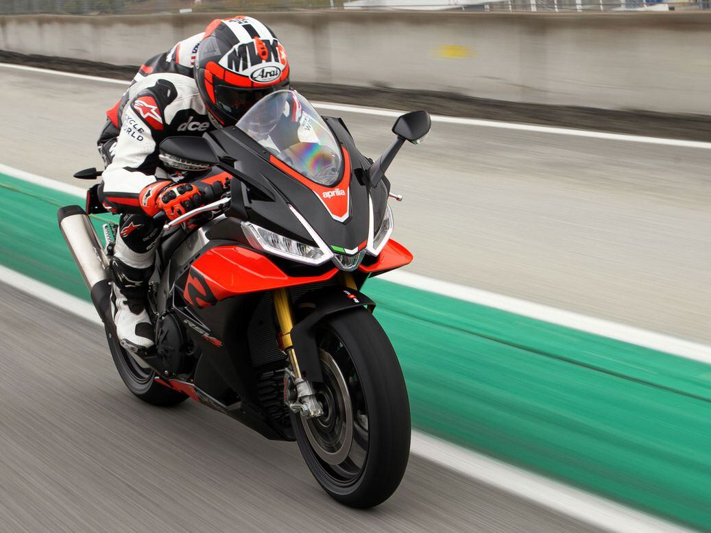 Aprilia Rsv4 Specs
