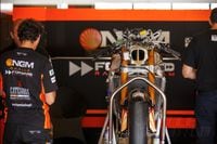 MotoGP Tech: Kevin Cameron Analyzes 10 Photos of Modern MotoGP Bikes ...