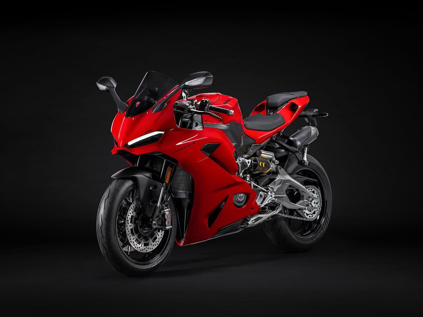 2025 Ducati Panigale V2 and Streetfighter V2 First Look | Cycle World