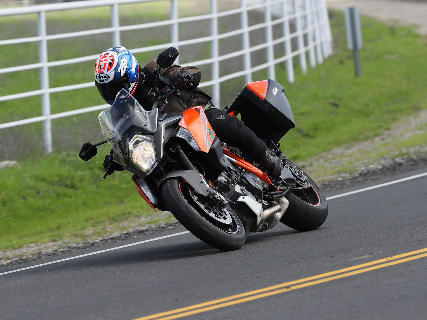 First Ride Review: Dunlop Sportmax Roadsmart III tires | Cycle World