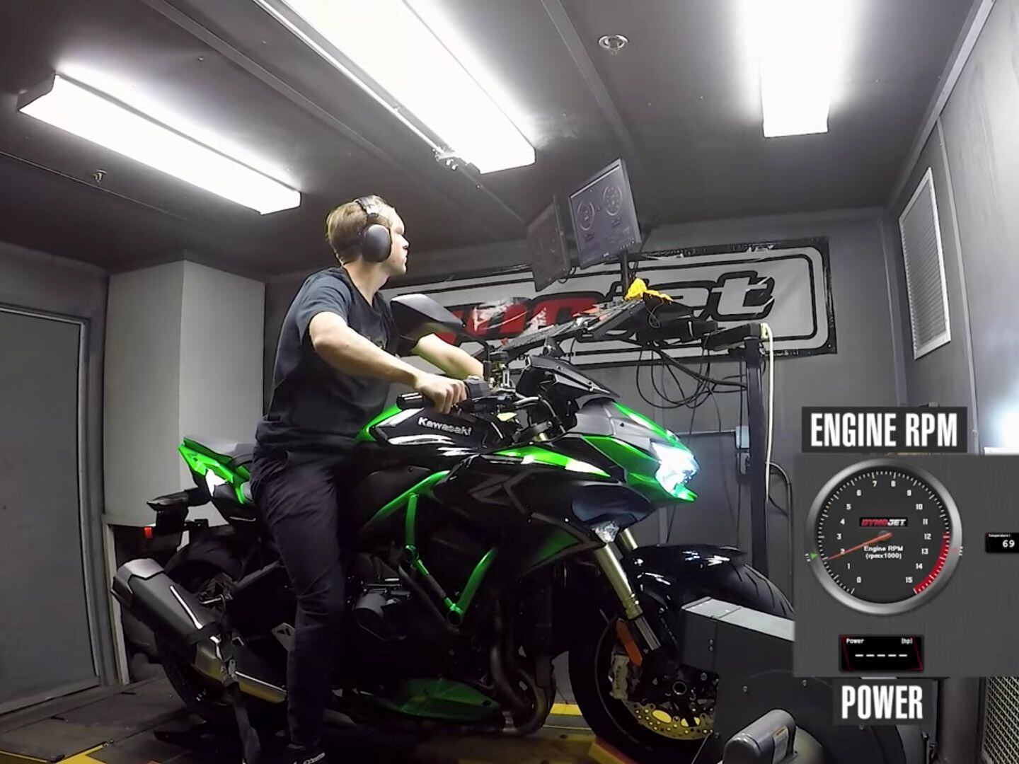 2021 Kawasaki Z H2 SE Dyno Test | Cycle World