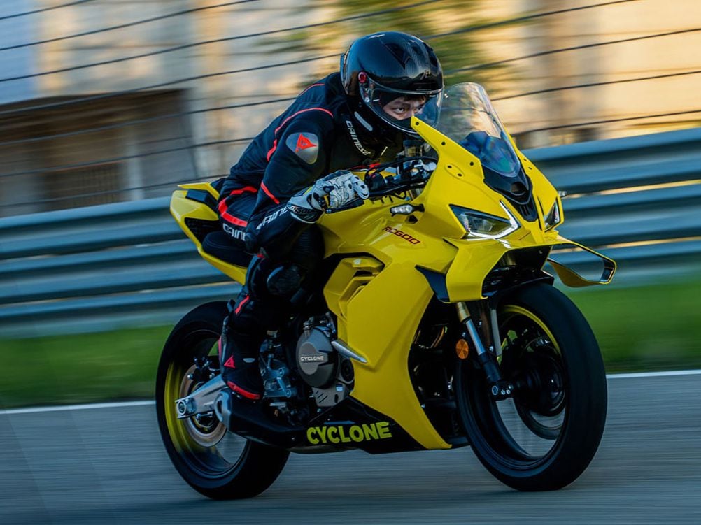 Zonsen Cyclone RC600 | Cycle World