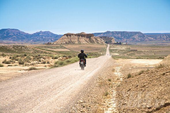 Motorcycle Riding in Heat and Surviving in the Desert | Cycle World