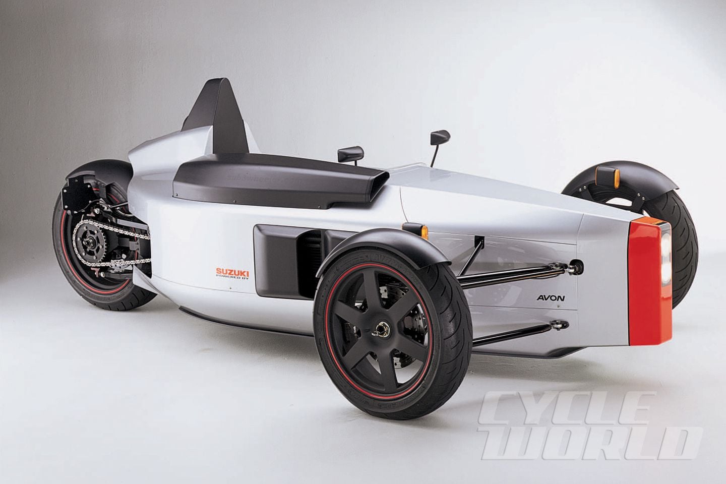 The SUB: A Three-Wheeler Custom “Motorcycle” | Cycle World