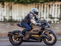 Arc Vector First Ride Review | Cycle World