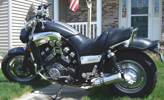 CW Garage: Jamie Foust's Yamaha V-Max - First Look | Cycle World