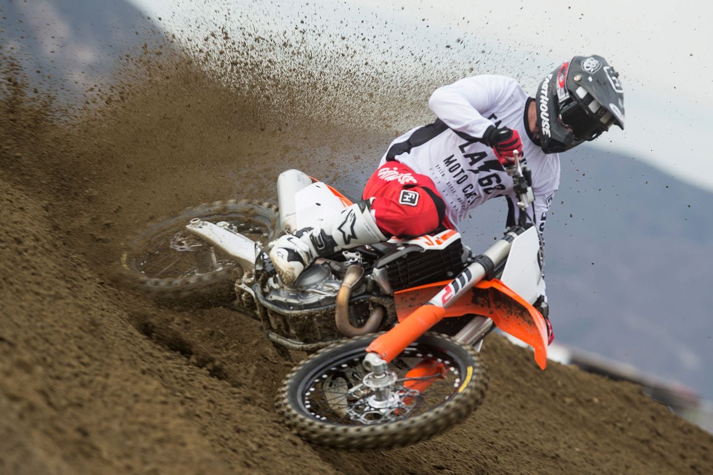 2017 KTM 450 SX-F Motocrosser First Ride Review | Cycle World