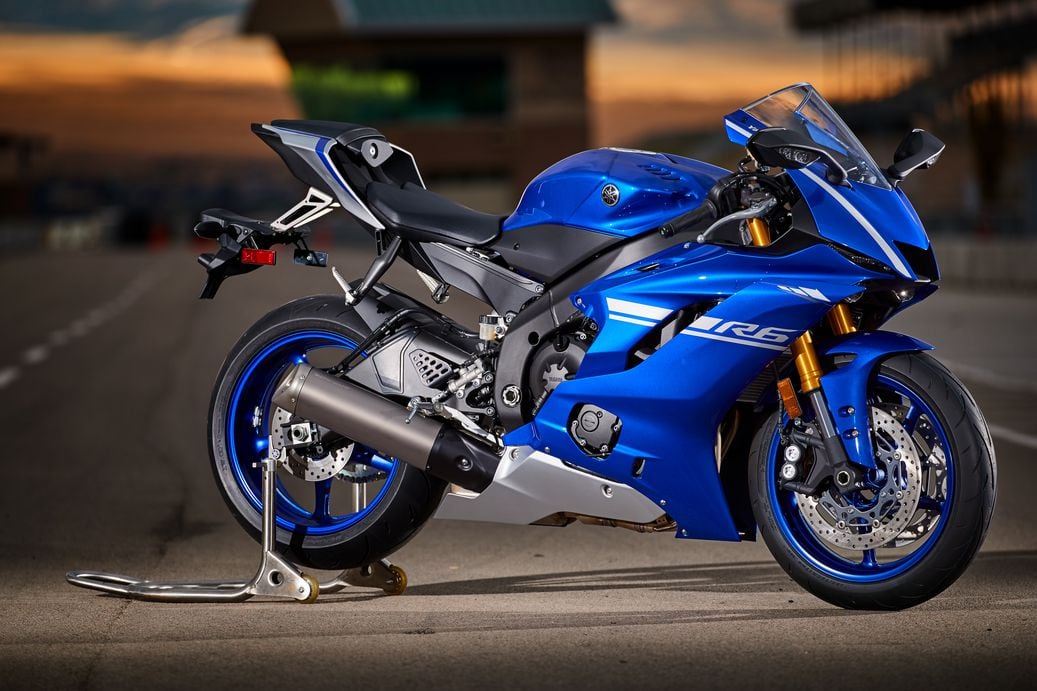 Yamaha R6 Blue And Gold